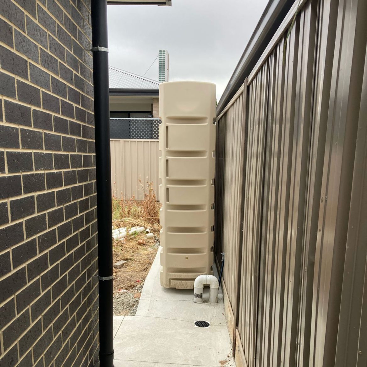 3000 Litre Ultraslim Tank - APR Tanks - Water Tanks | Rainwater Tanks ...